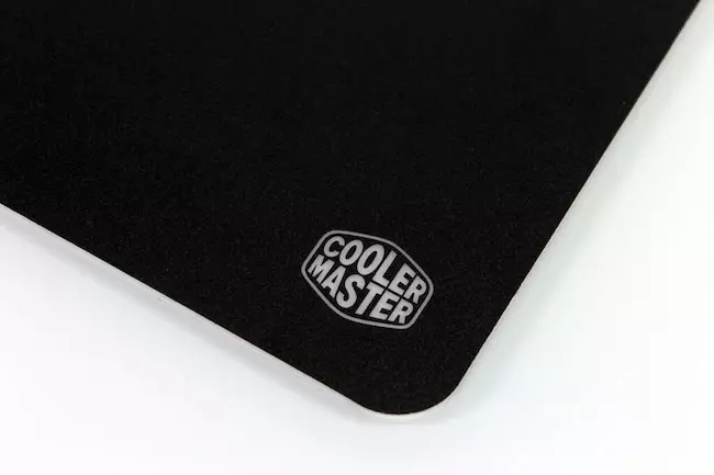 Backlit mat - Cooler Master Masteraccessory RGB Hard Gaming Mouse Pad 10794_3