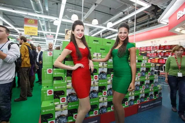 Ang Xbox Usa ka Pagbaligya Nagsugod sa Market sa Russia: Kilyar sa Bag-ong Old Console 11318_14