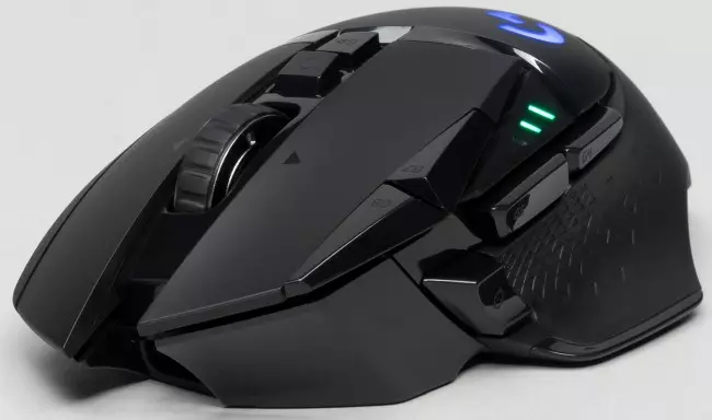 Spēlēt bez pārtraukumiem! Bezvadu Logitech G502 LightSpeed ​​un Mat ar bezvadu uzlādes Logitech G Powerplay 1337_6