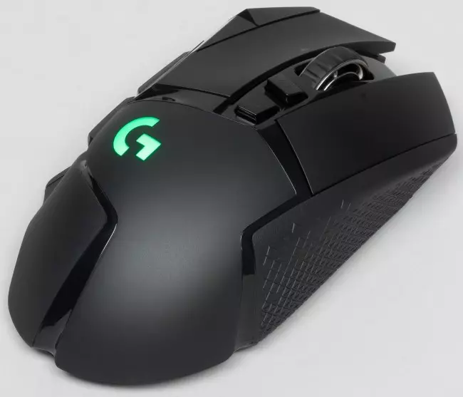 没有休息玩！无线Logitech G502 LightSpeed和MAT无线充电Logitech G PowerPlay 1337_7