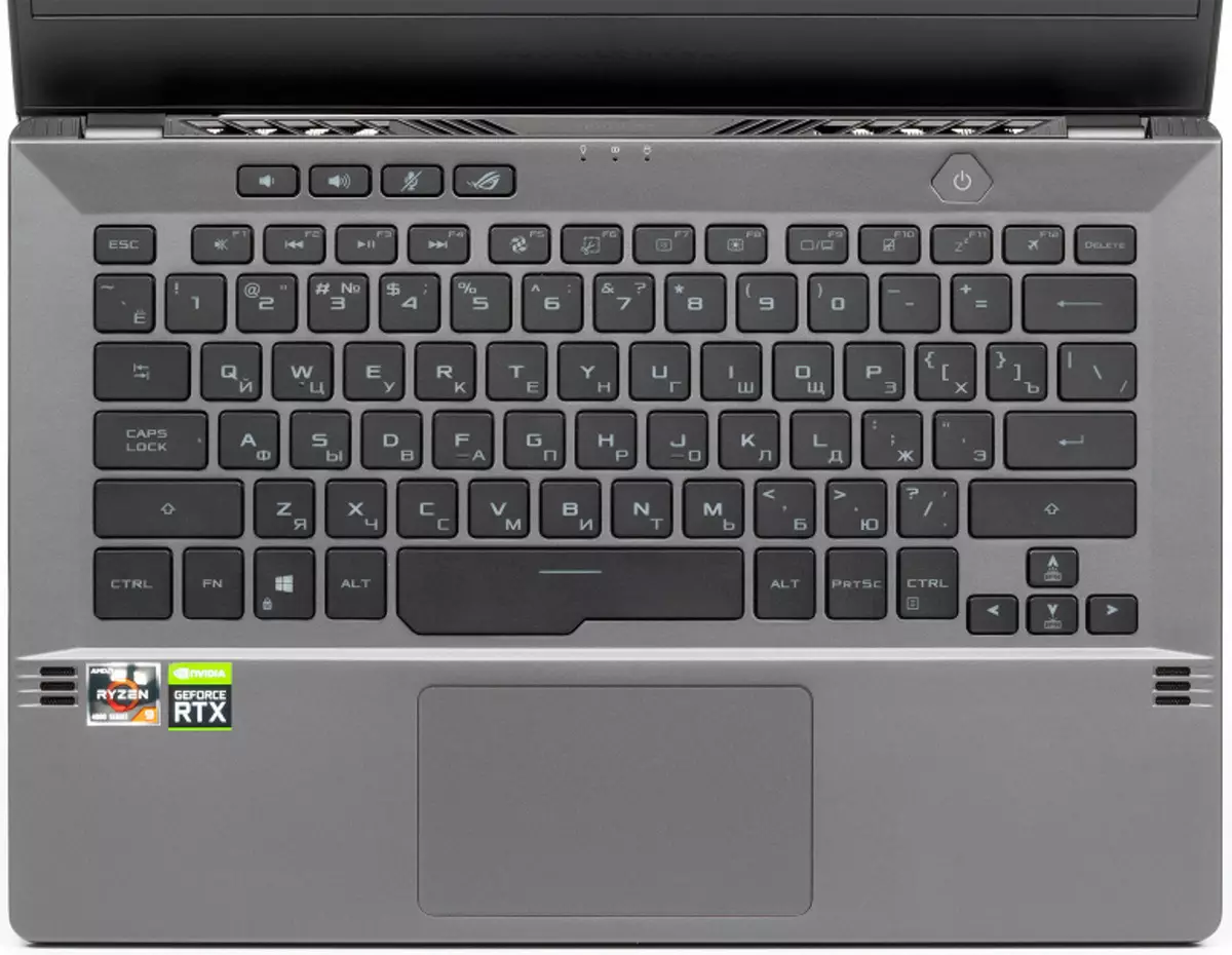 Asus Rog Zephyrus G14 GA401IV Laptop: compact și în același timp modelul foarte productiv cu afișaj de imagine anime matrice 138_17