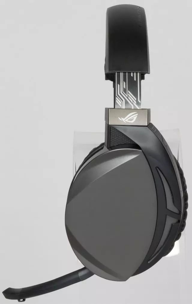 Asus Rog Strix Fusion 300 - игри слушалки со повеќеканални виртуелизација поддршка 14294_23