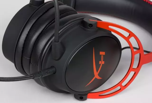 HyperX Cloud Alpha - parlaq görünüş və yaxşı səs 14315_4