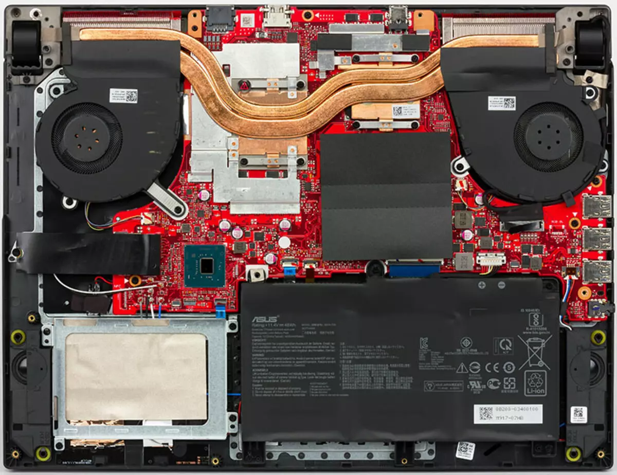 Asus Rog Strix GL531GT laptop: kompromis med poslovanjem in stroški 145_28