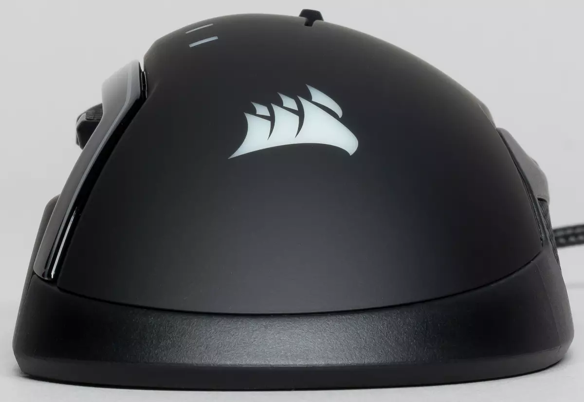 Corsair GLAIVE RGB - Sensor für 16 000 CPI und austauschbares Futter 1748_7