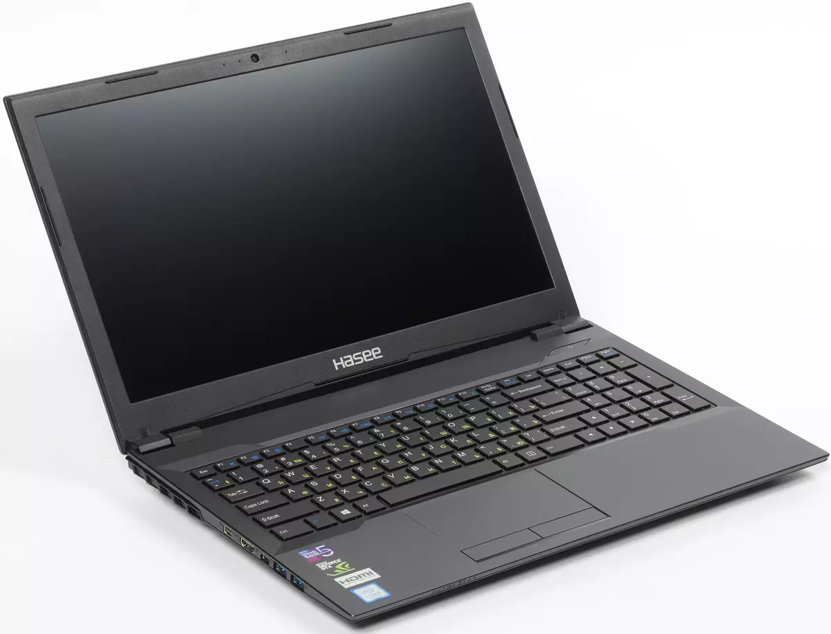 Laptop Lalao ho an'ny 50000 Rubles: Hasee K670-G6T3 v2.0 1752_1