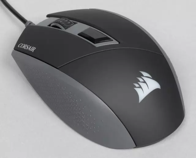 Corsair Katar: corpo del mouse 19870_5