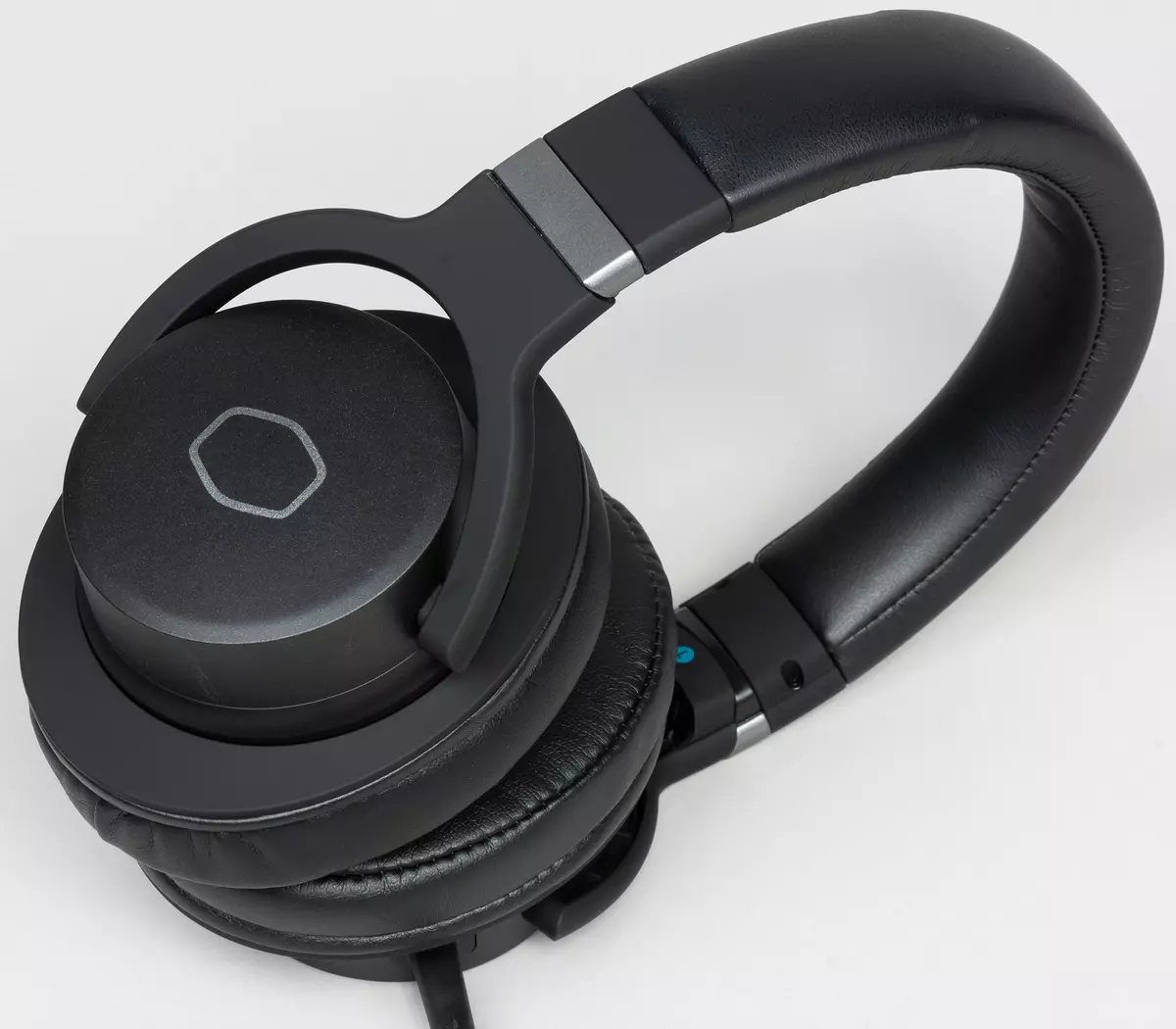 Cooler Master MH752 - Gaming headset med bekväma ljud och breda anslutningsmöjligheter 2584_9