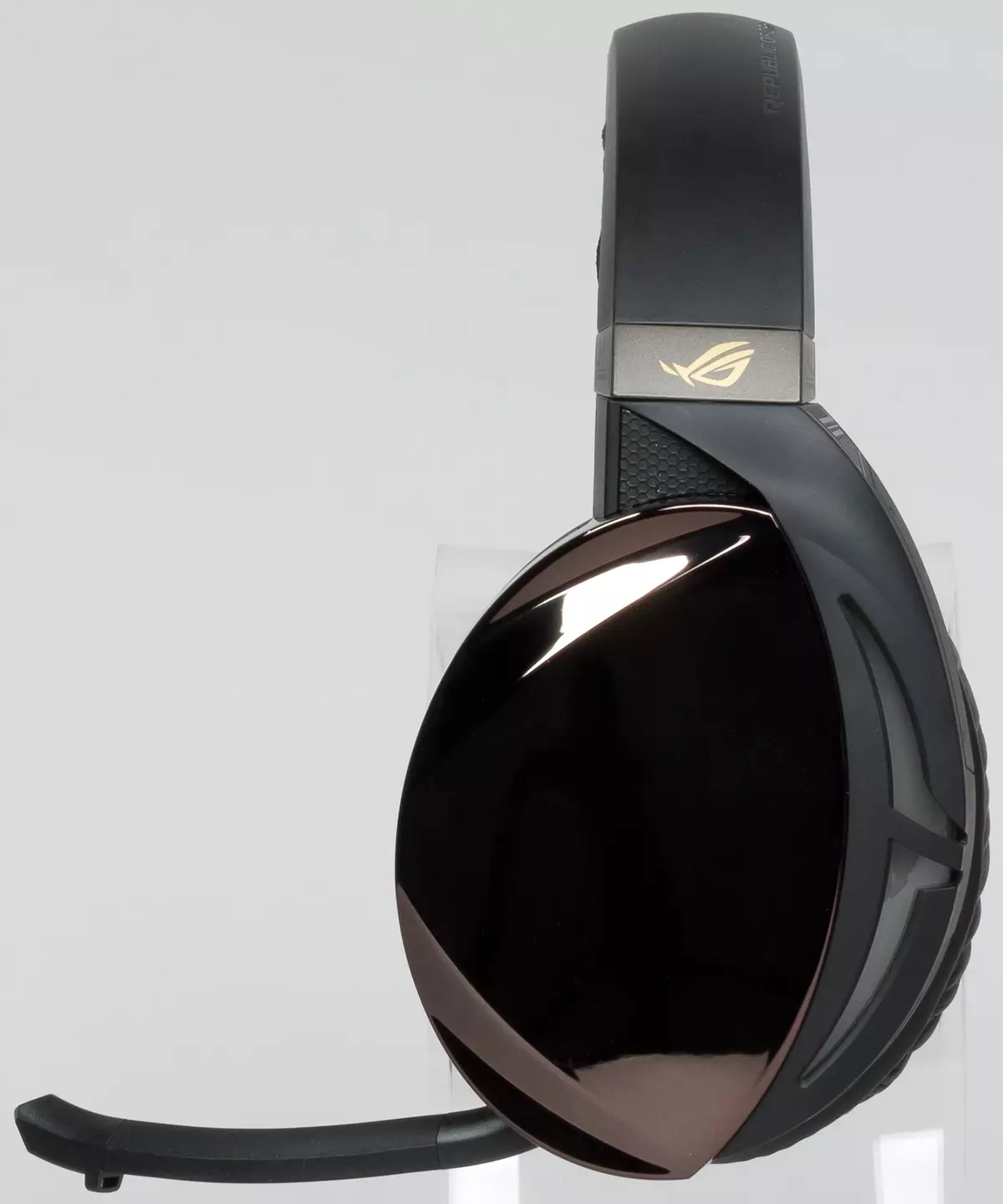 I-Asus Rog Strix Fusion 700 - I-Stylish Headset ye-Styling enomsindo omuhle 2586_10