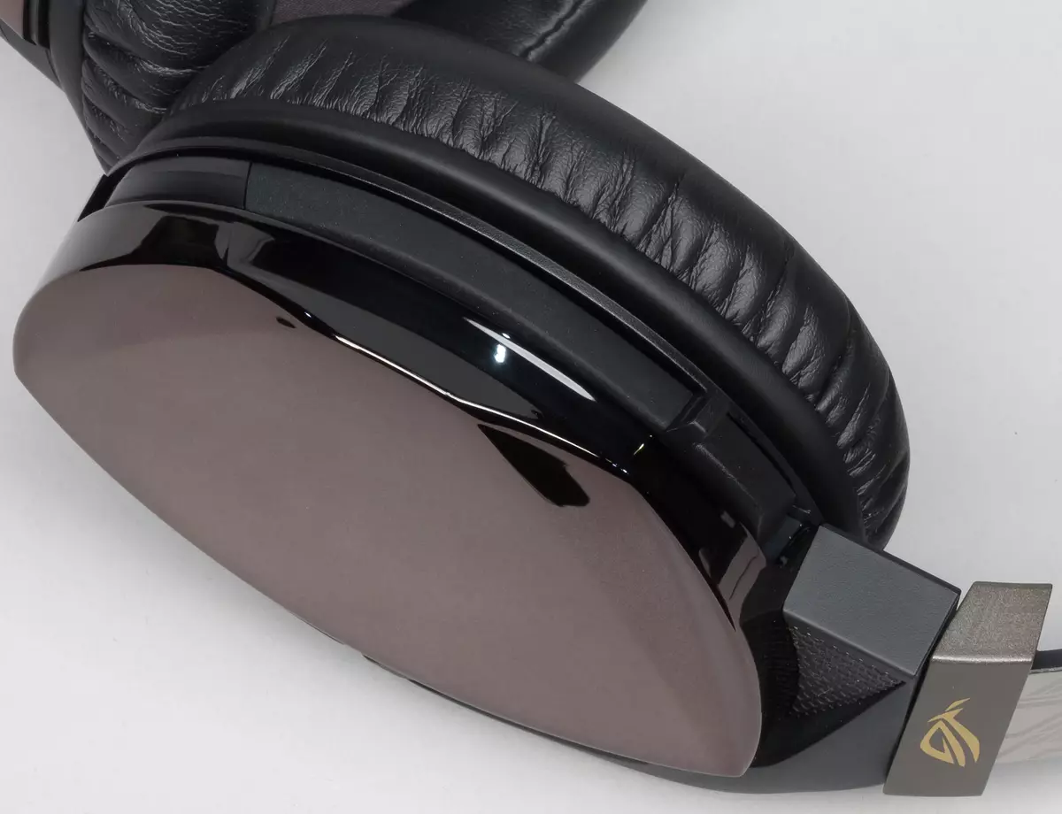 Asus ROG Strix היתוך 700 - אוזניות משחקים מסוגנן עם צליל יפה 2586_12