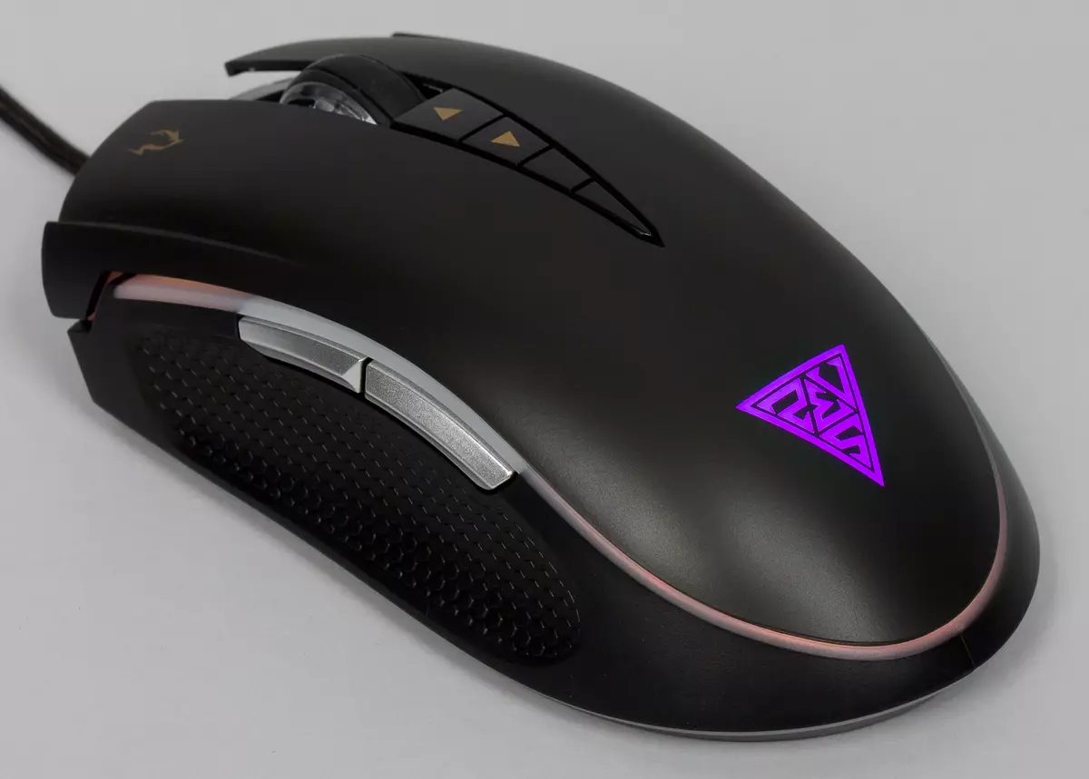 Gamias Zeus P1 Mchezo Mouse Overview na kulinganisha na mfano mdogo Zeus M1 2695_14