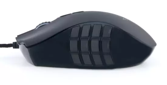 Razer Naga 2012 - an leagan clasaiceach de MMO-creimire ón déantúsóir aitheanta 29637_7