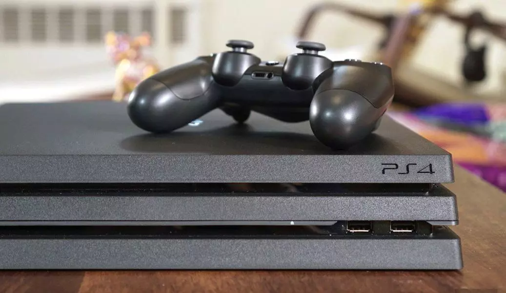 Sony Fans пешниҳод мекунанд, ки PS4 PO PO аз фурӯш хориҷ карда мешавад 36560_1