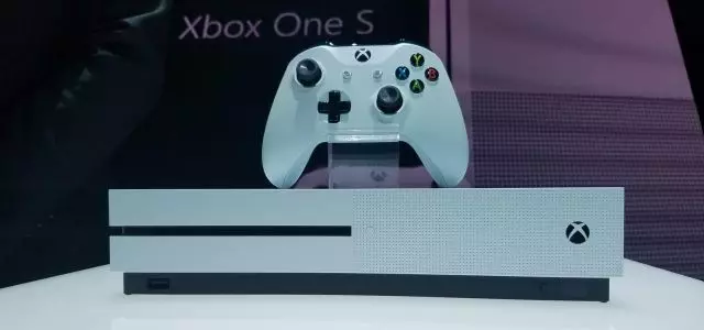 Xbox One S with a tough disc of the volume of 2 terabyte will go on sale on August 2 39459_1