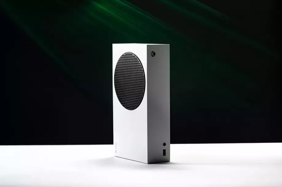 Xbox Series S được tạo để cạnh tranh với PS5. Phil Spencer tiết lộ chiến thuật của công ty 3995_1