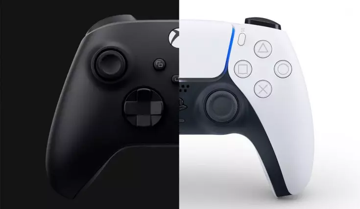 La majoria de tots els entusiastes van comparar les dimensions de PlayStation 5 amb altres consoles