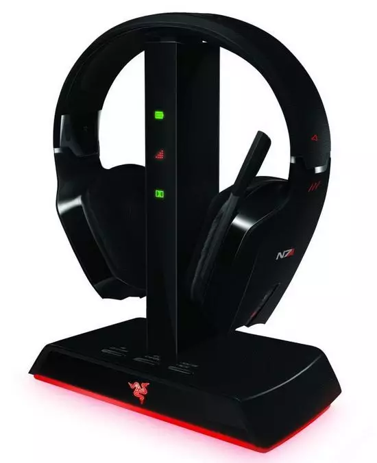 BioWare și Razer au prezentat o linie de accesorii în subiectul efectului de masă 3 73954_5