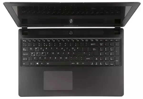 Ere laptop ultrablode P35 lati Gigabyte 81954_1