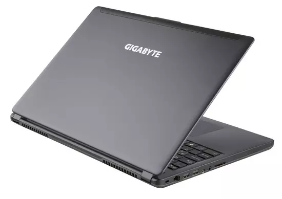 Гульнявы ​​наўтбук Ultrablade P35 ад Gigabyte 81954_2